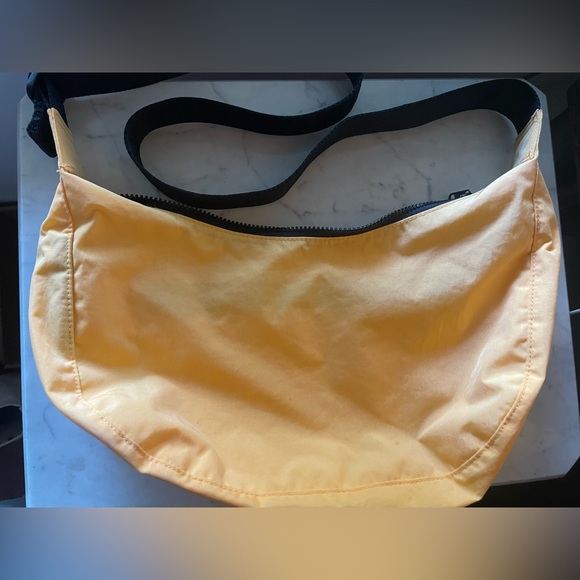 BAGGU | Bags | Baggu Mango Medium Crescent Bag | Poshmark
